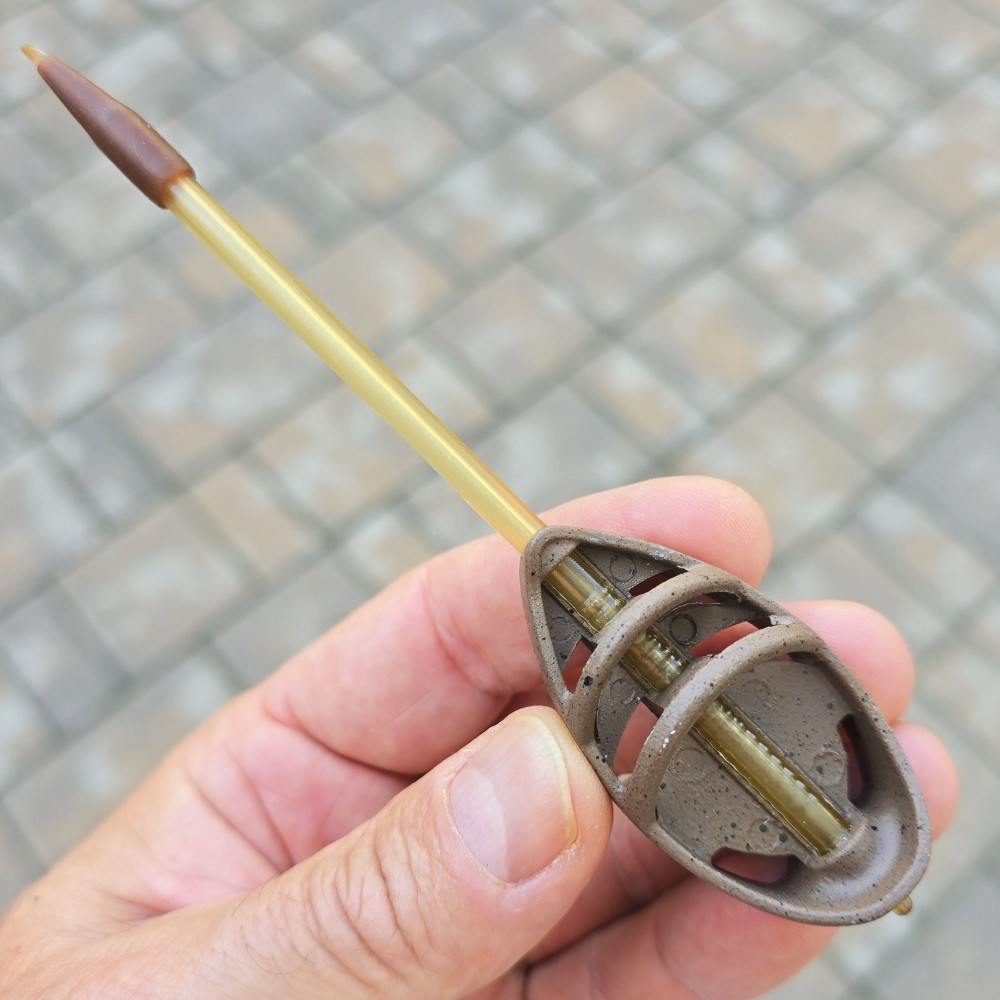 MOMITOR METHOD FEEDER CU TIJA E 54x32MM XL